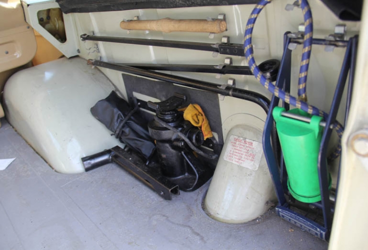 1978 Range Rover 3.5 Sahara Dust – Auric Classic Cars