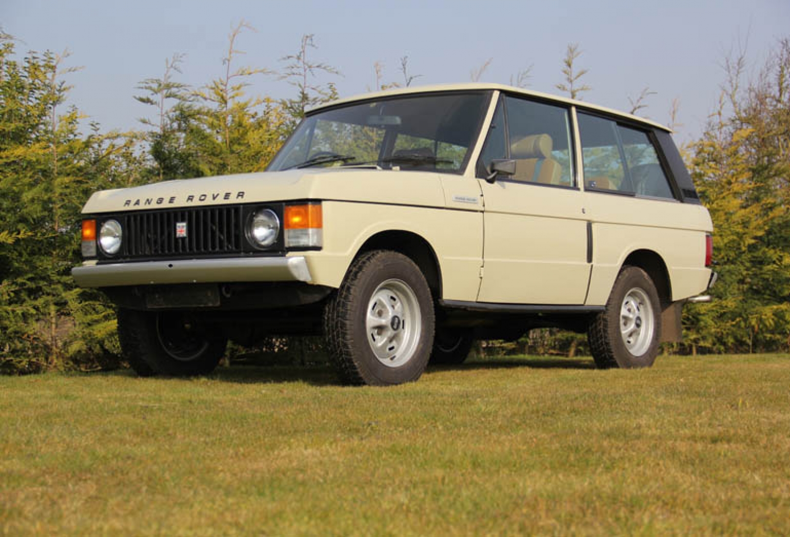 1978 Range Rover 3.5 Sahara Dust – Auric Classic Cars